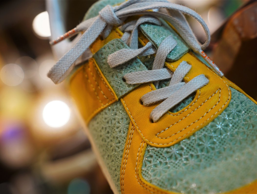 プロフェッショナルシューフィッティングのさか｜靴｜金沢市 ｜ 高いフィット感で人気のEJECT SHOESのスニーカー”FLIGHT” シリーズ